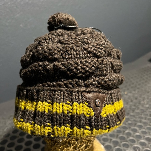 Nobis | Accessories | Nobis Knit Slouch Hat Unisex Os Style Name Is ...